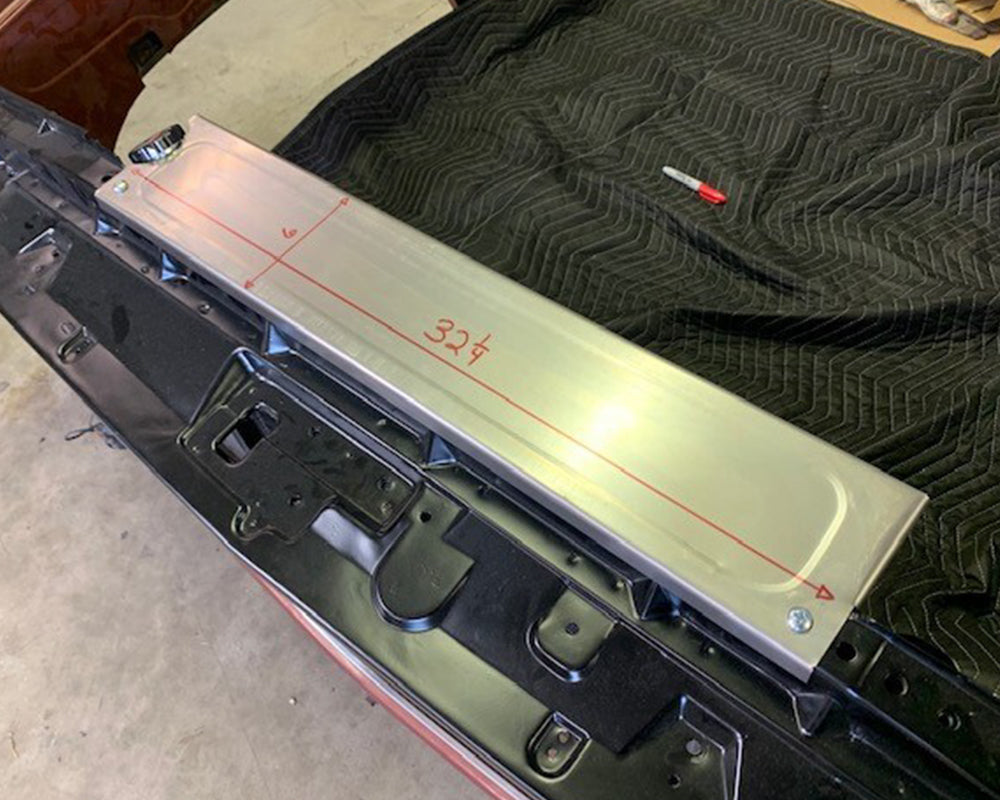 Slosh Tubz - Chevy/GMC C10/K10 1973-1987 Long Aftermarket Radiator Cov ...